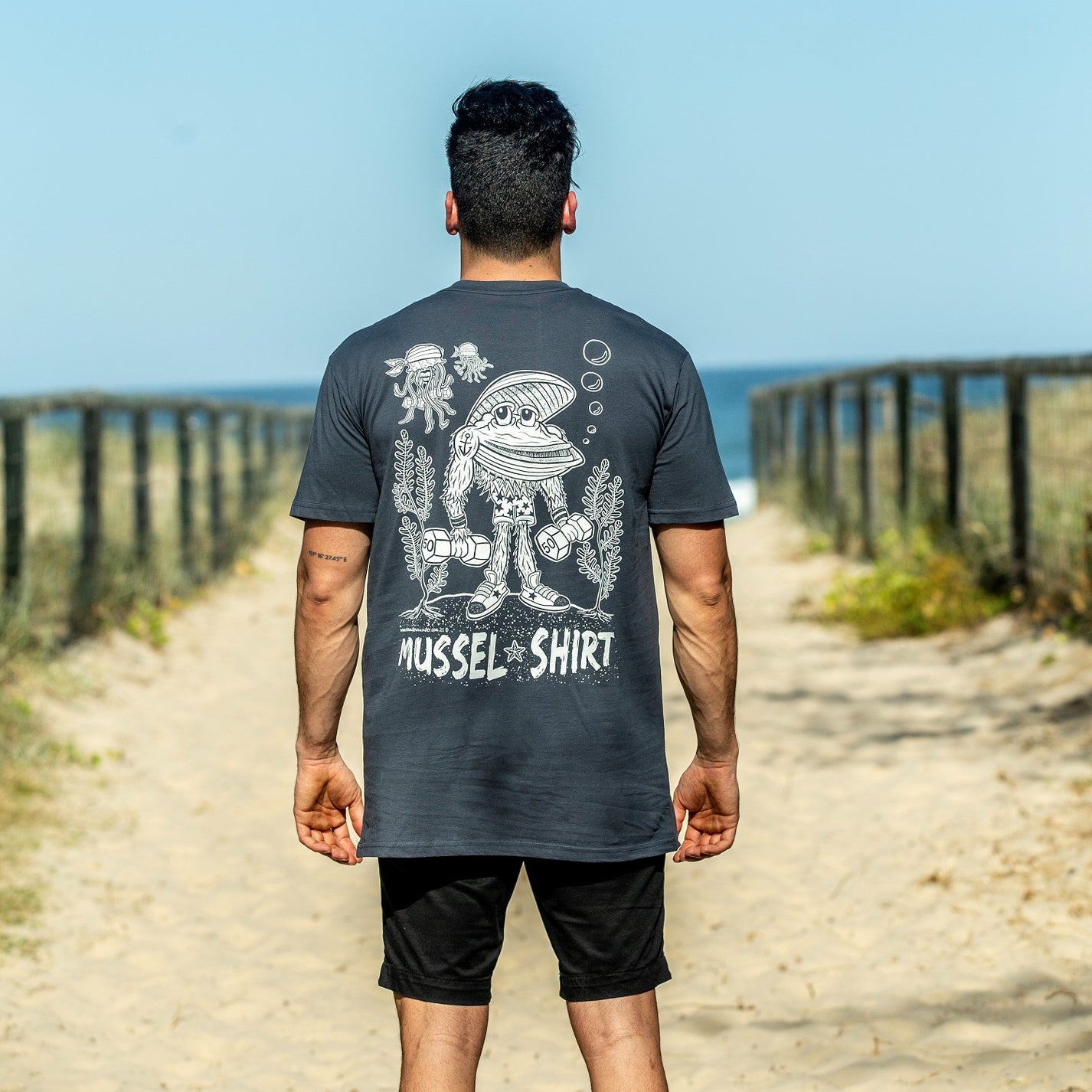 Mussel Shirt T-Shirt – Drawn Downunder